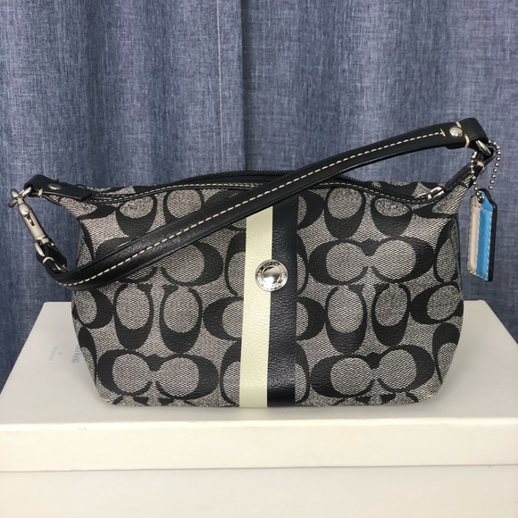 Coach | Bags | Coach Signature Print Purse | Poshmark
